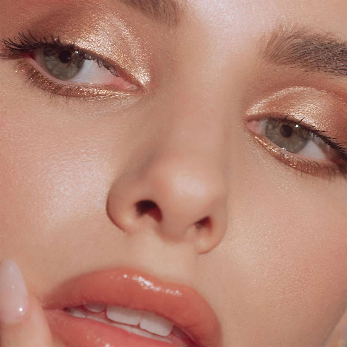 RÓEN BEAUTY Eyeline Define Shimmering » buy online | NICHE BEAUTY